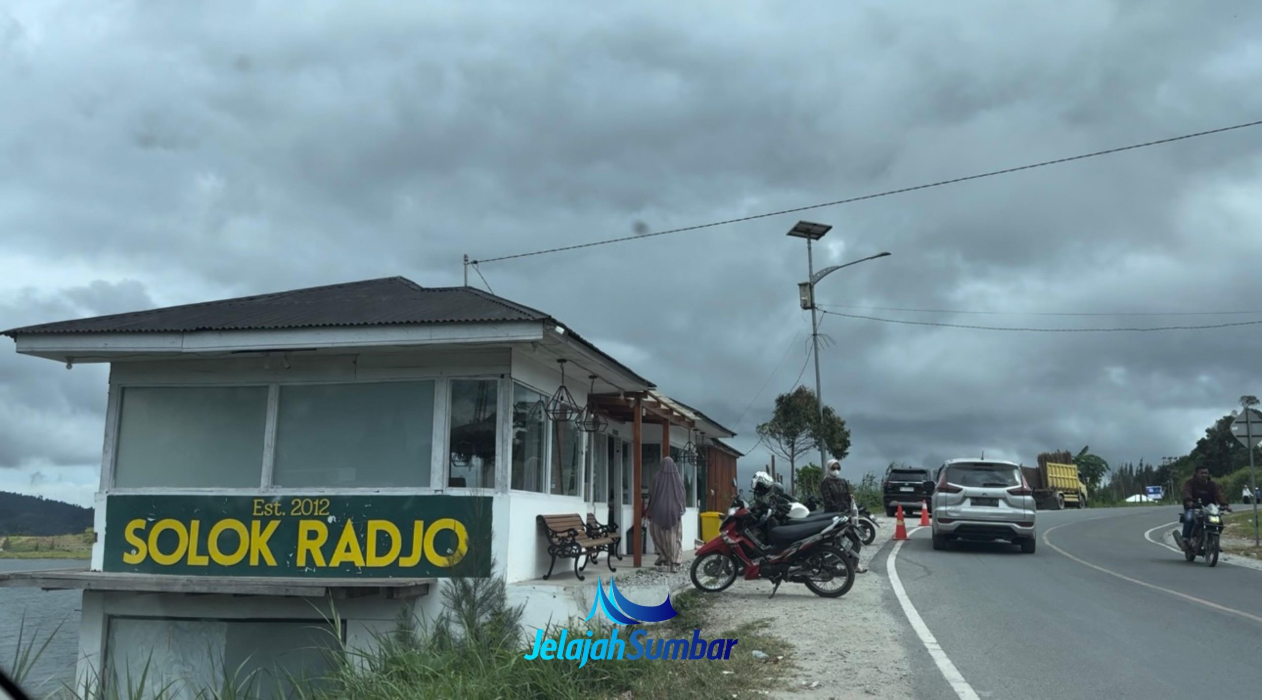 Kafe Solok Radjo Danau Diatas - Jelajah Sumbar